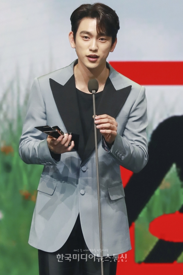 갓세븐(GOT7) 박진영 '배우로 받는 상'